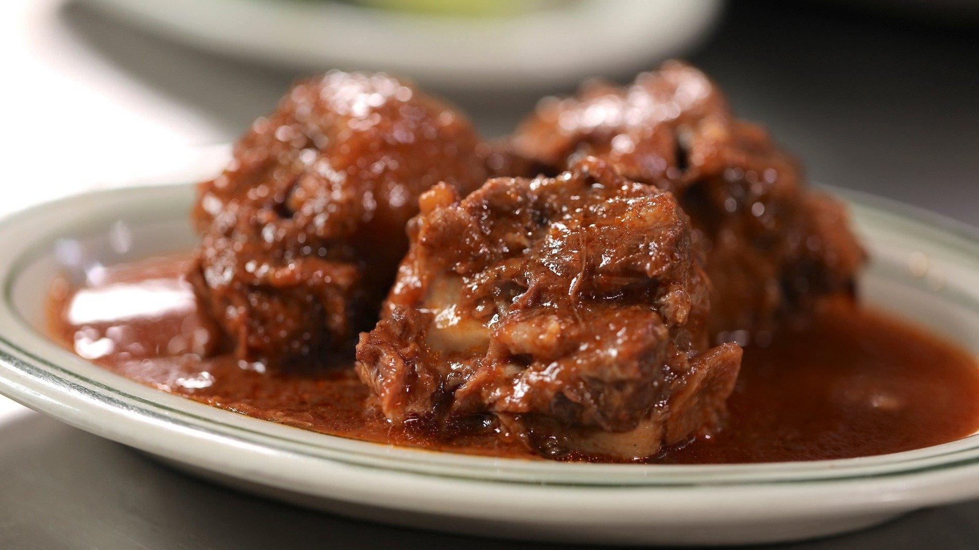 Diners, Drive-Ins and Dives: Triple D Nation: Soups, Stews and Seafood