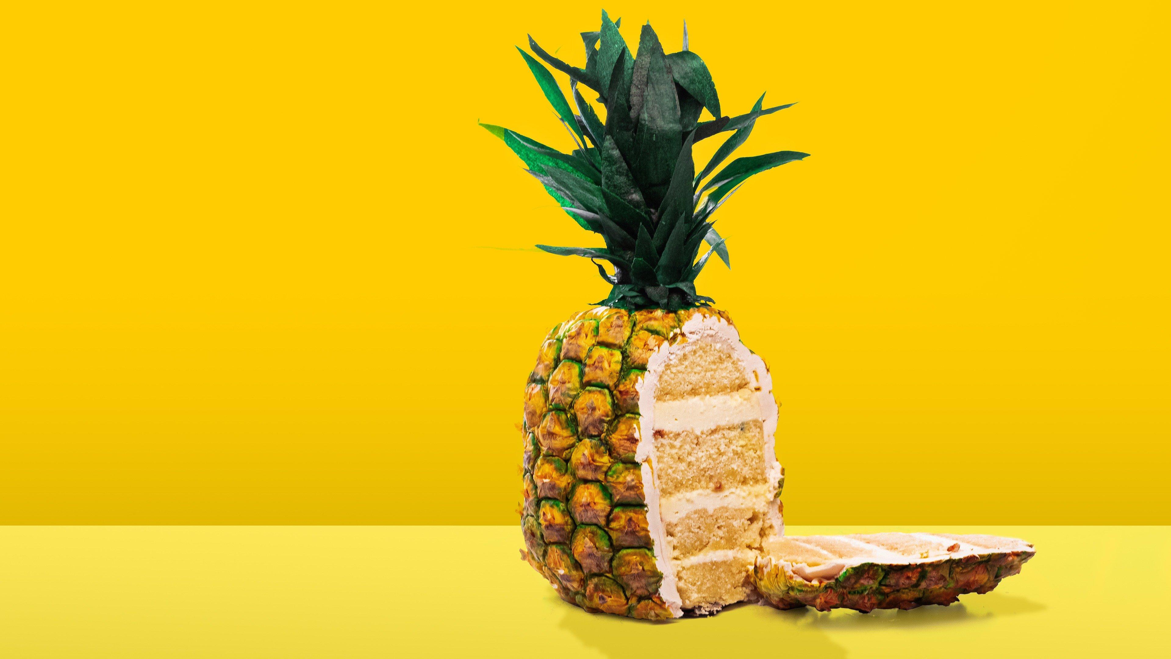 Stab That Cake!: Is That a Fruit Cake?