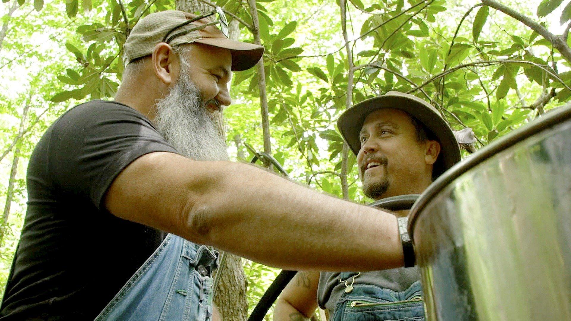 Moonshiners: Rock Out While the Cop's Out