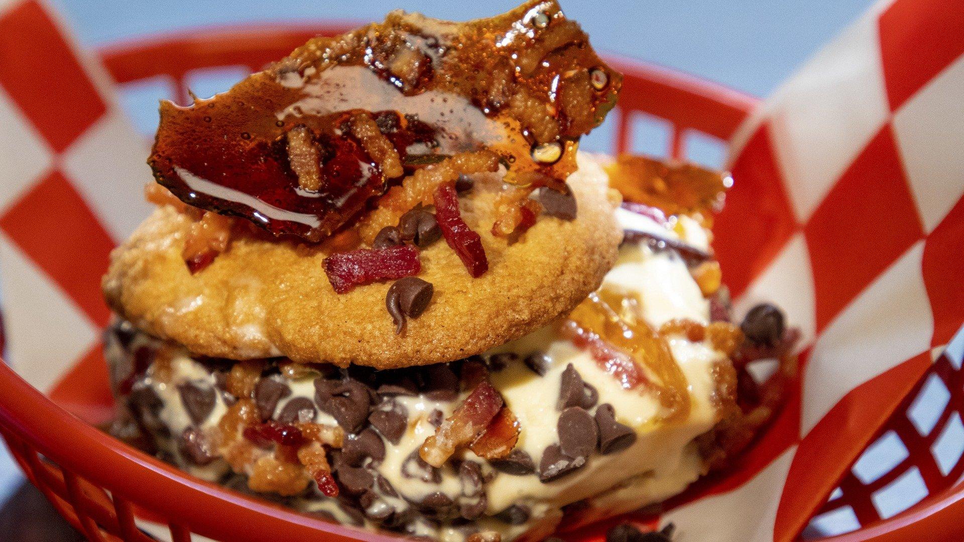 Alex vs America: Alex vs Bacon