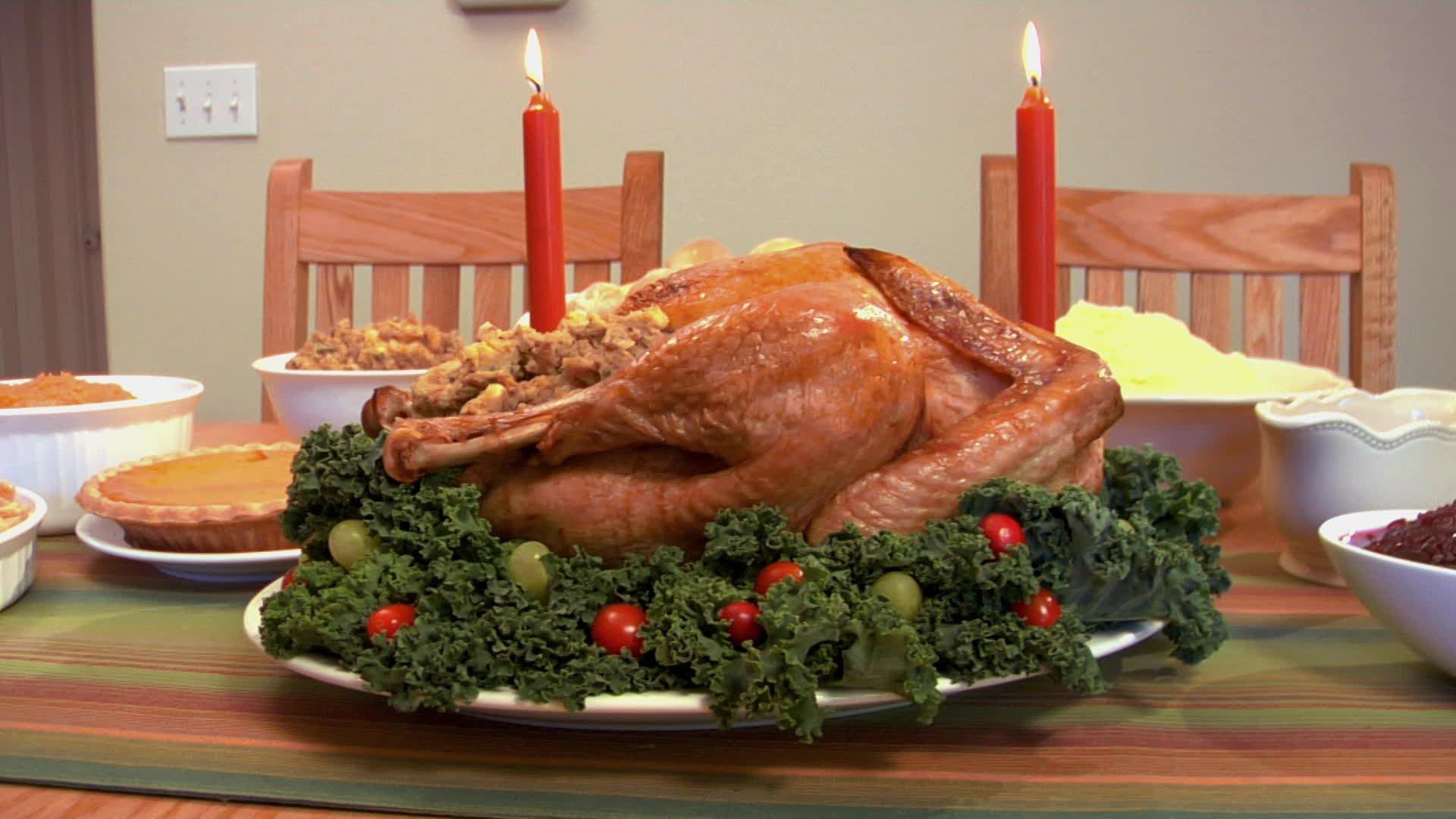 The Food That Built America: Thanksgiving Dinner