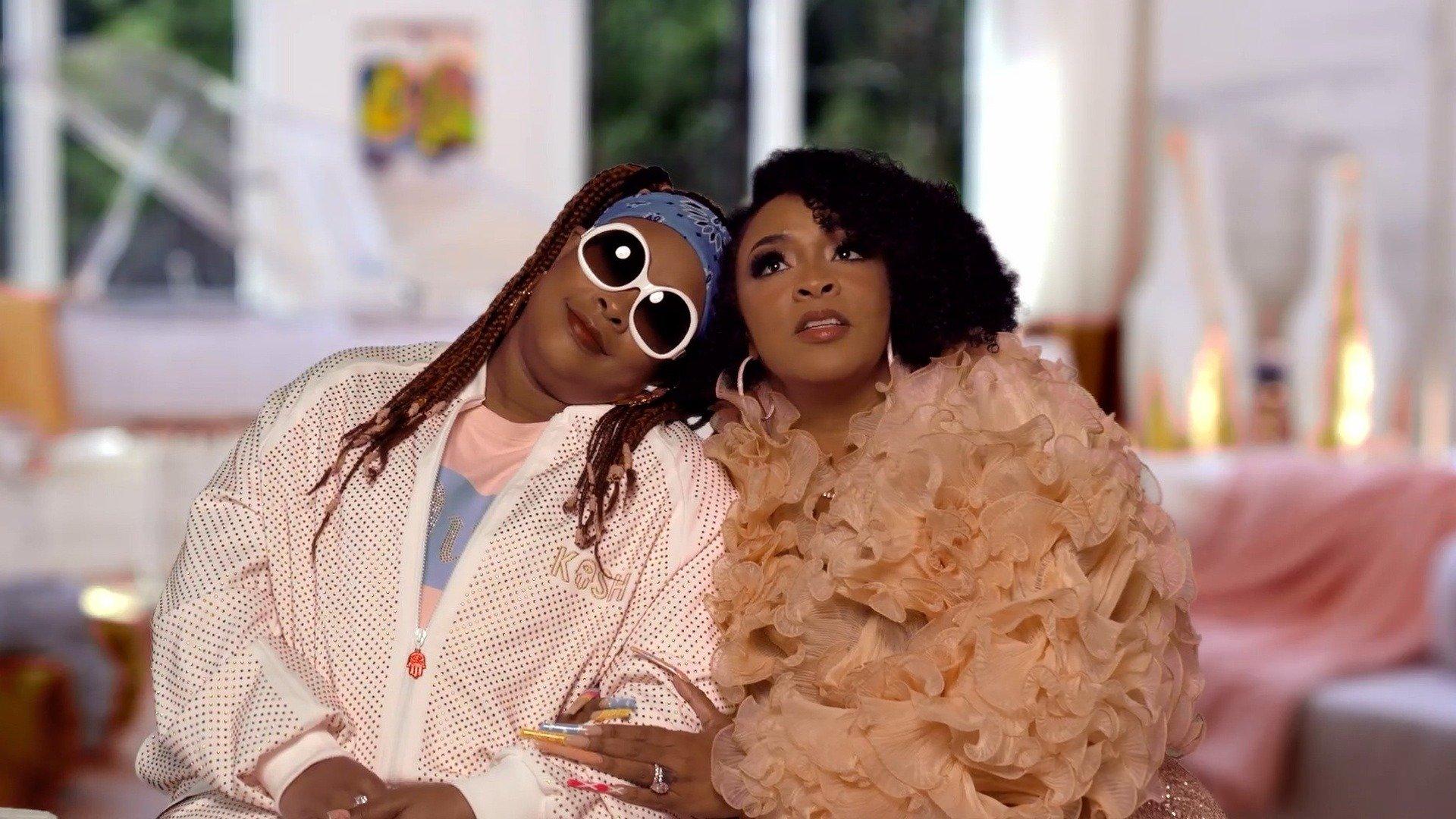 Brat Loves Judy: A Best Friend, a Book and a Baby