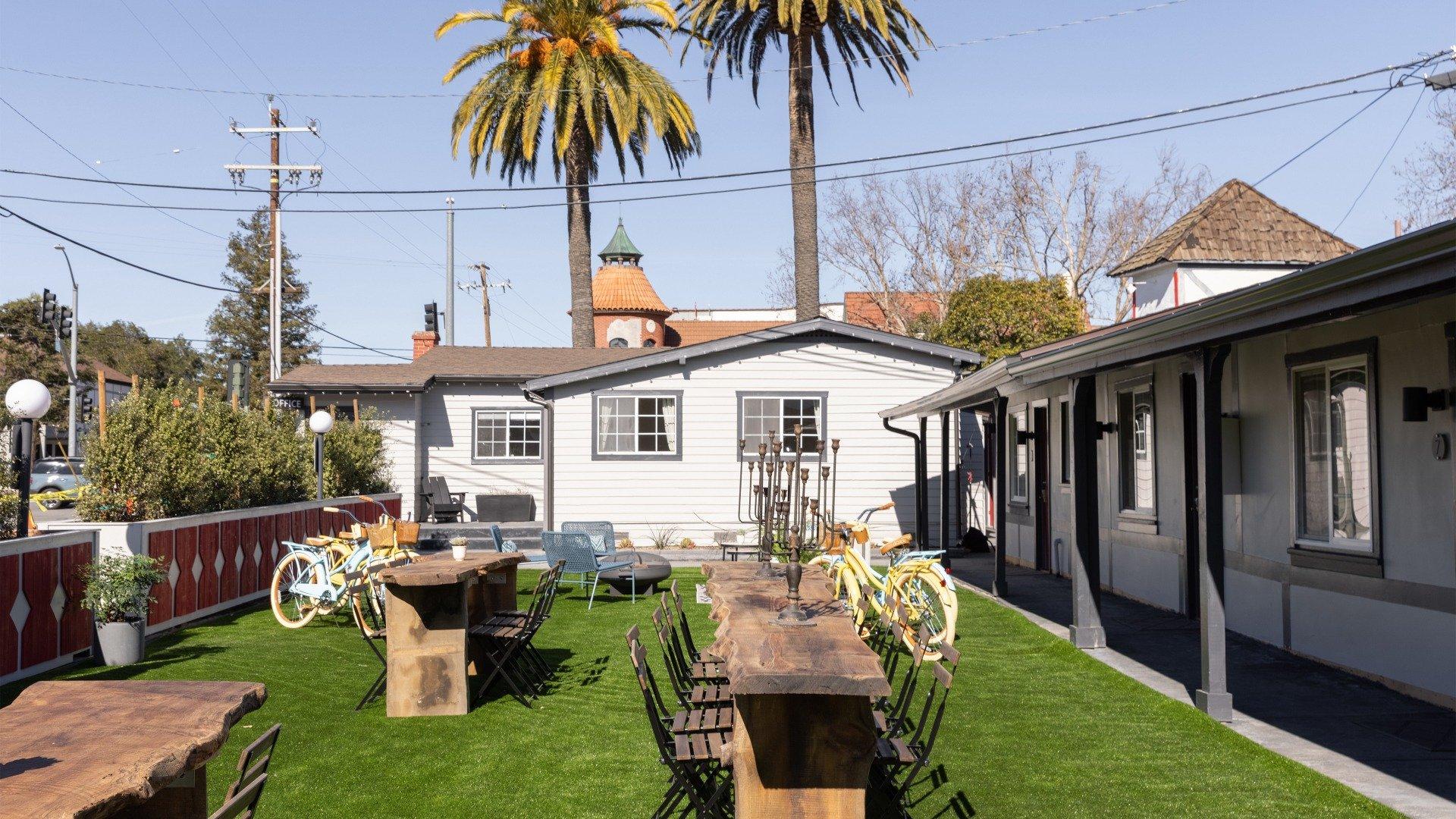 Motel Rescue: Solvang Solve