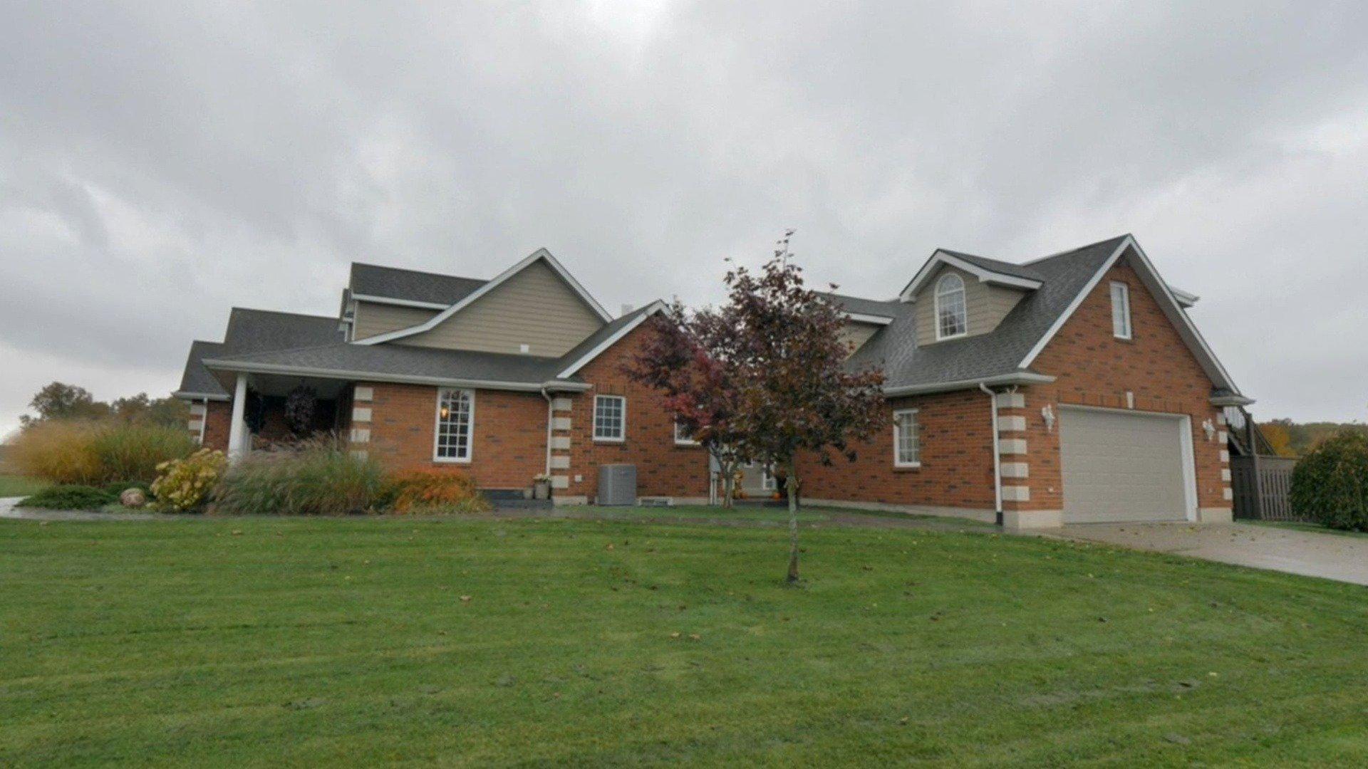 Find My Country House: Canada: Cooks Mills