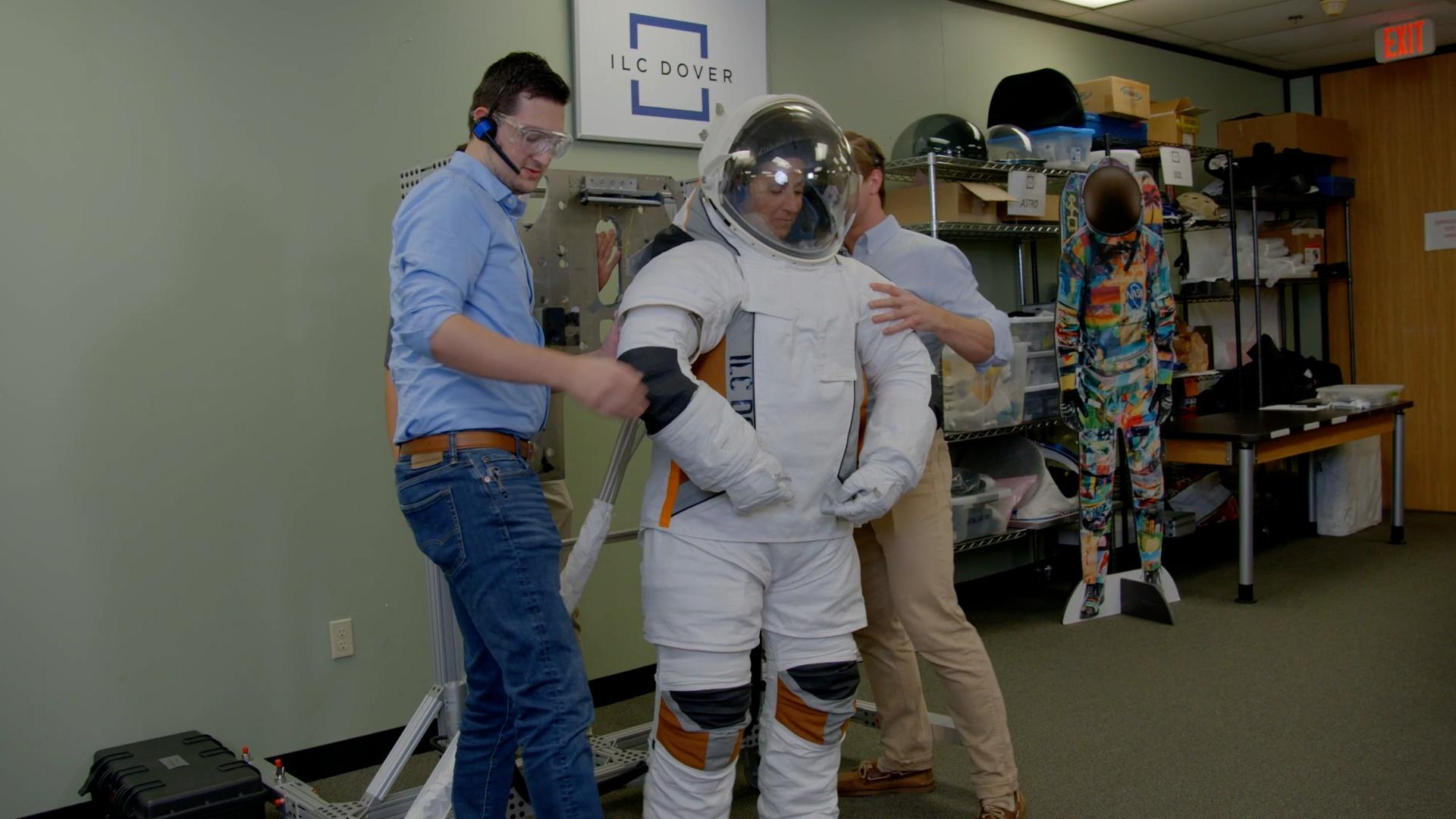 Watch Xploration Outer Space: S7E6 - Space Access on Philo (Free Trial)