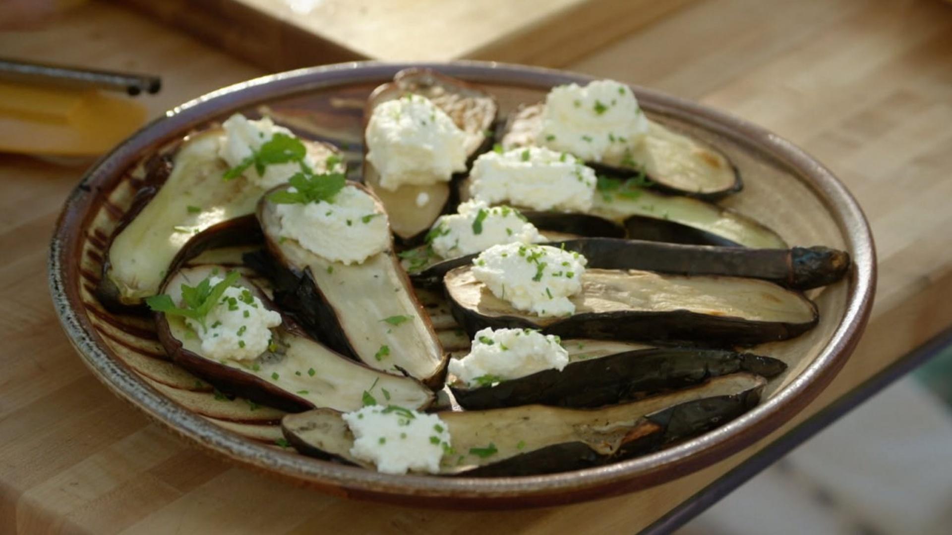 Andrew Zimmern's Wild Game Kitchen: Bison Tomahawk Chops