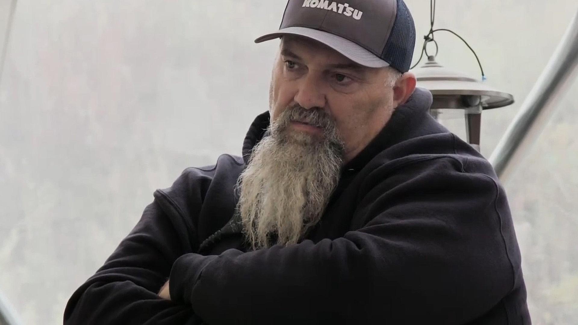 Hoffman Family Gold: The Hoffmans Clutch Up