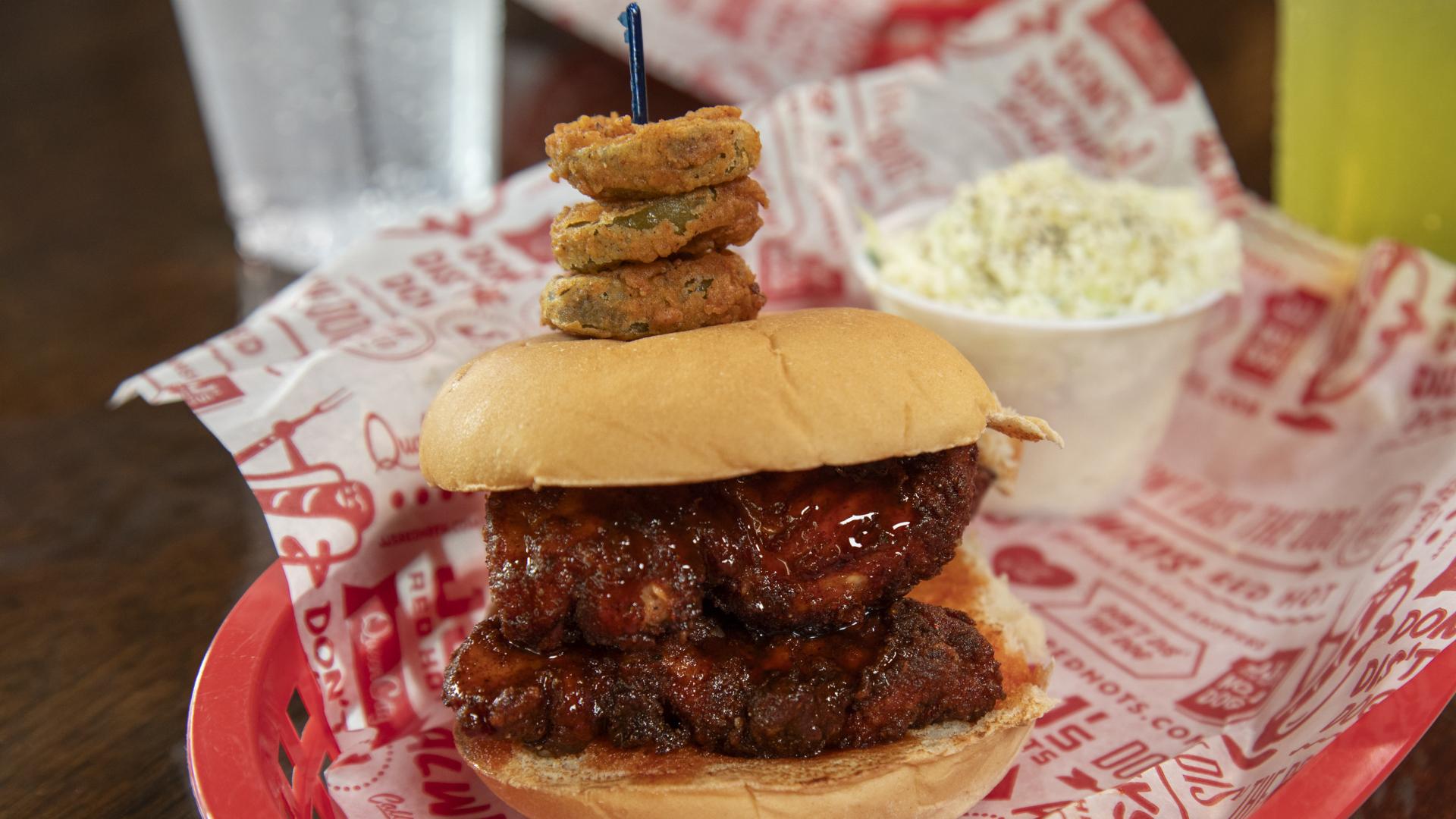 Diners, Drive-Ins and Dives: Triple D Nation: Wraps and Rolls