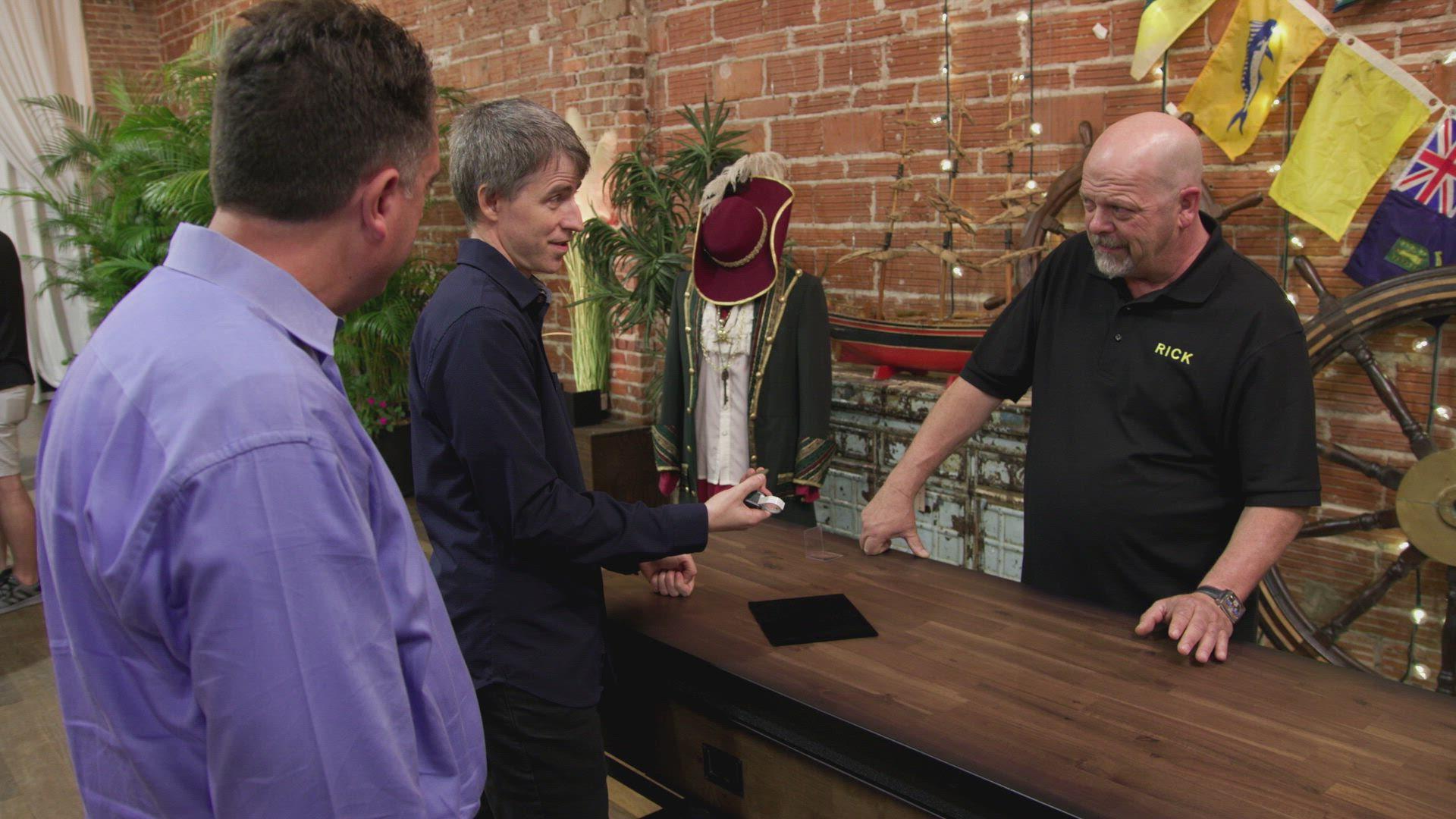 Pawn Stars Do America: Tampa Bay Bucks