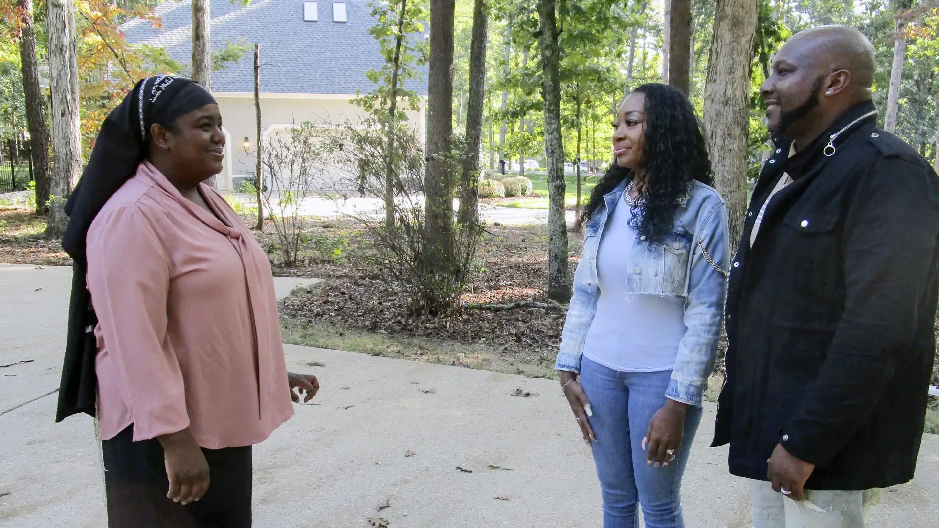 House Hunters: Practical vs. Grand in Virginia