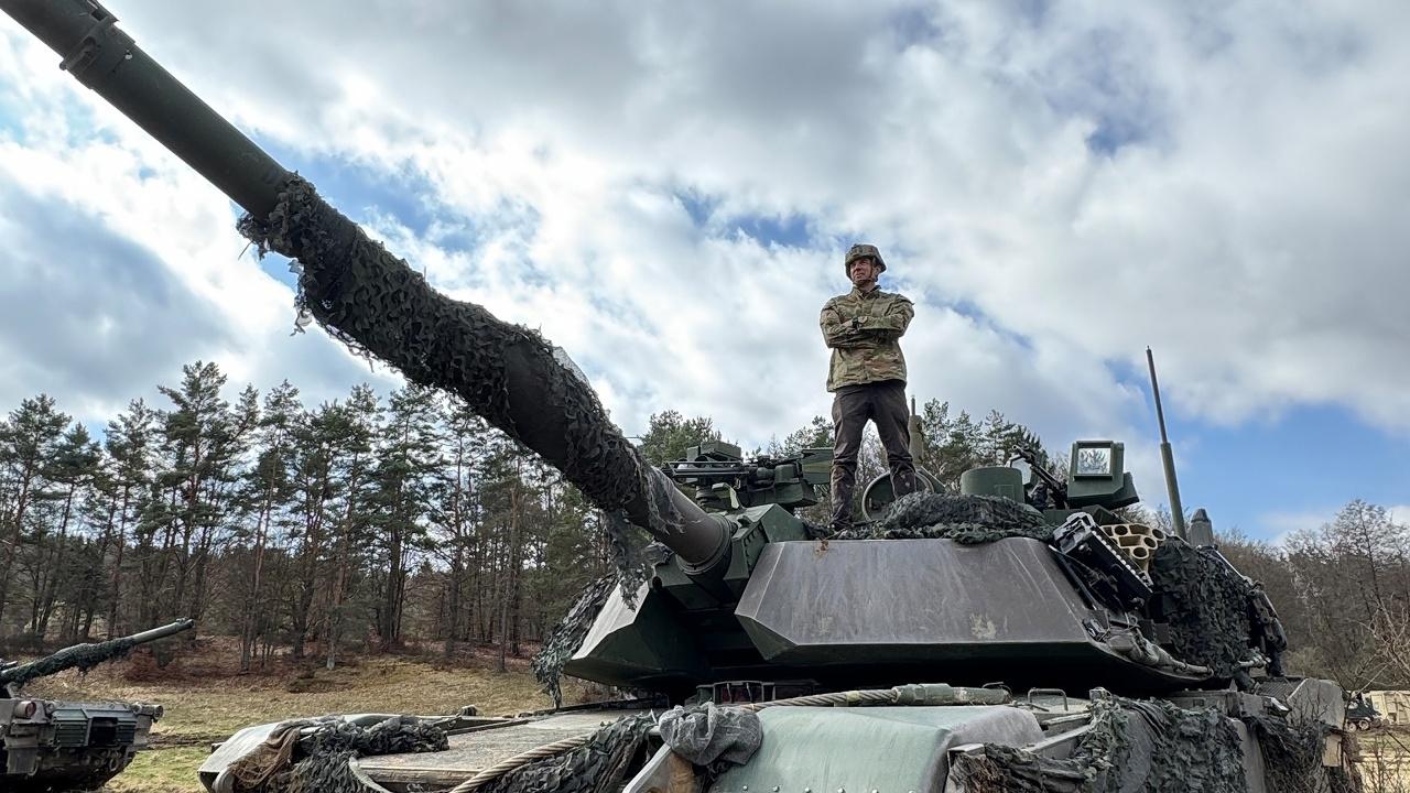 Watch How Did They Fix That?: S3E5 - Fixing For A Fight: U.S. Army Mega ...