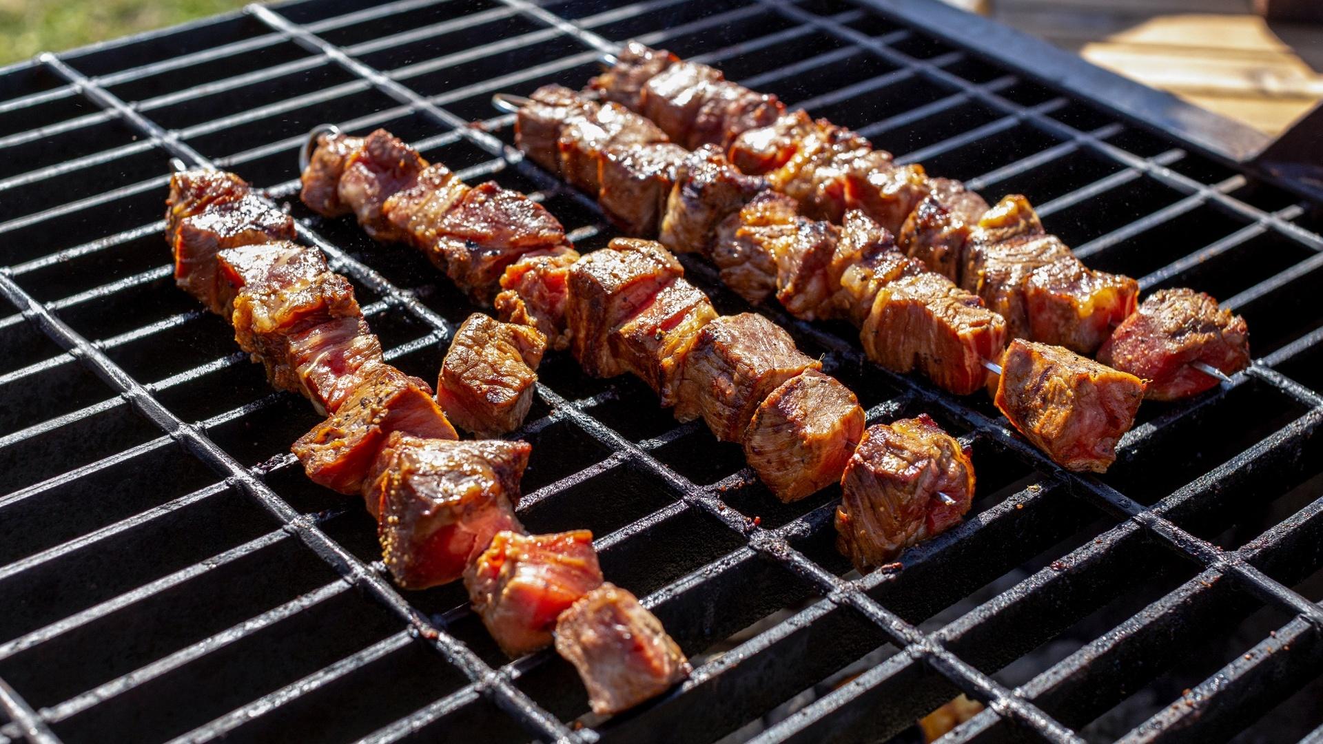 Watch The Pioneer Woman: S38E3 - Glorious Grilling on Philo (Free Trial)