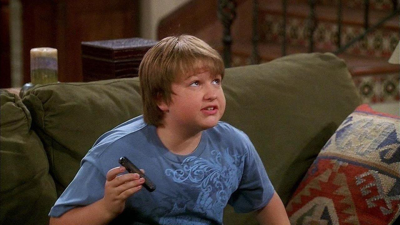 Two and a Half Men: Dum Diddy Dum Diddy Doo