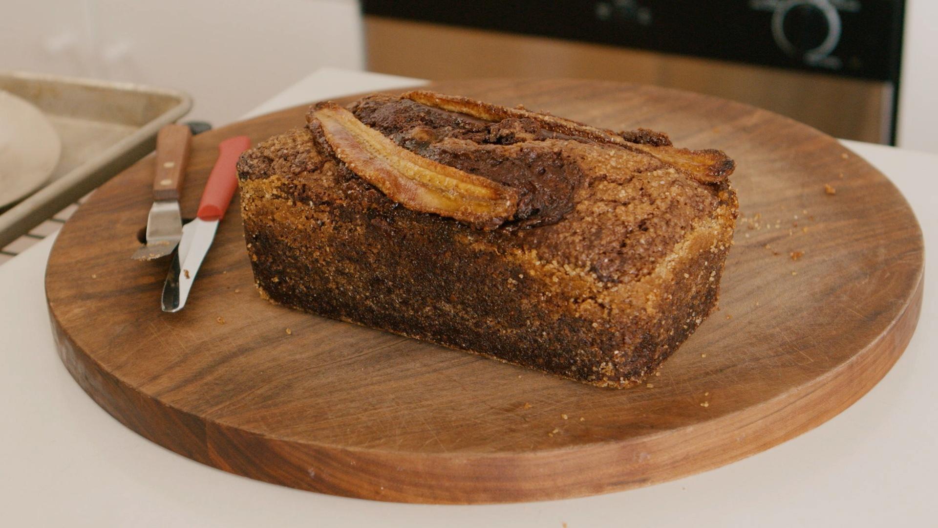 Watch Alison Roman's Home Movies: S1E10 - Chocolate Banana Bread on ...