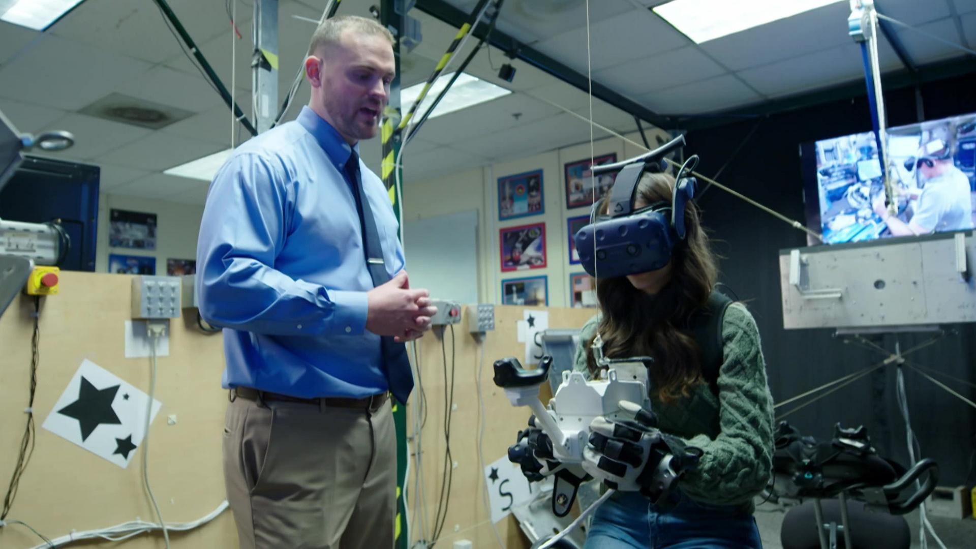 Watch Xploration Outer Space: S6E6 - Space Rescues on Philo (Free Trial)