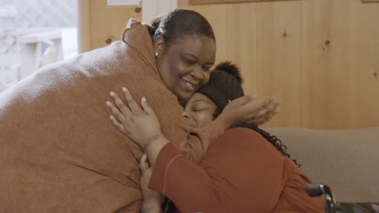 Watch 1000-lb Roomies: S1E5 - Dessert-ed on Philo (Free Trial)