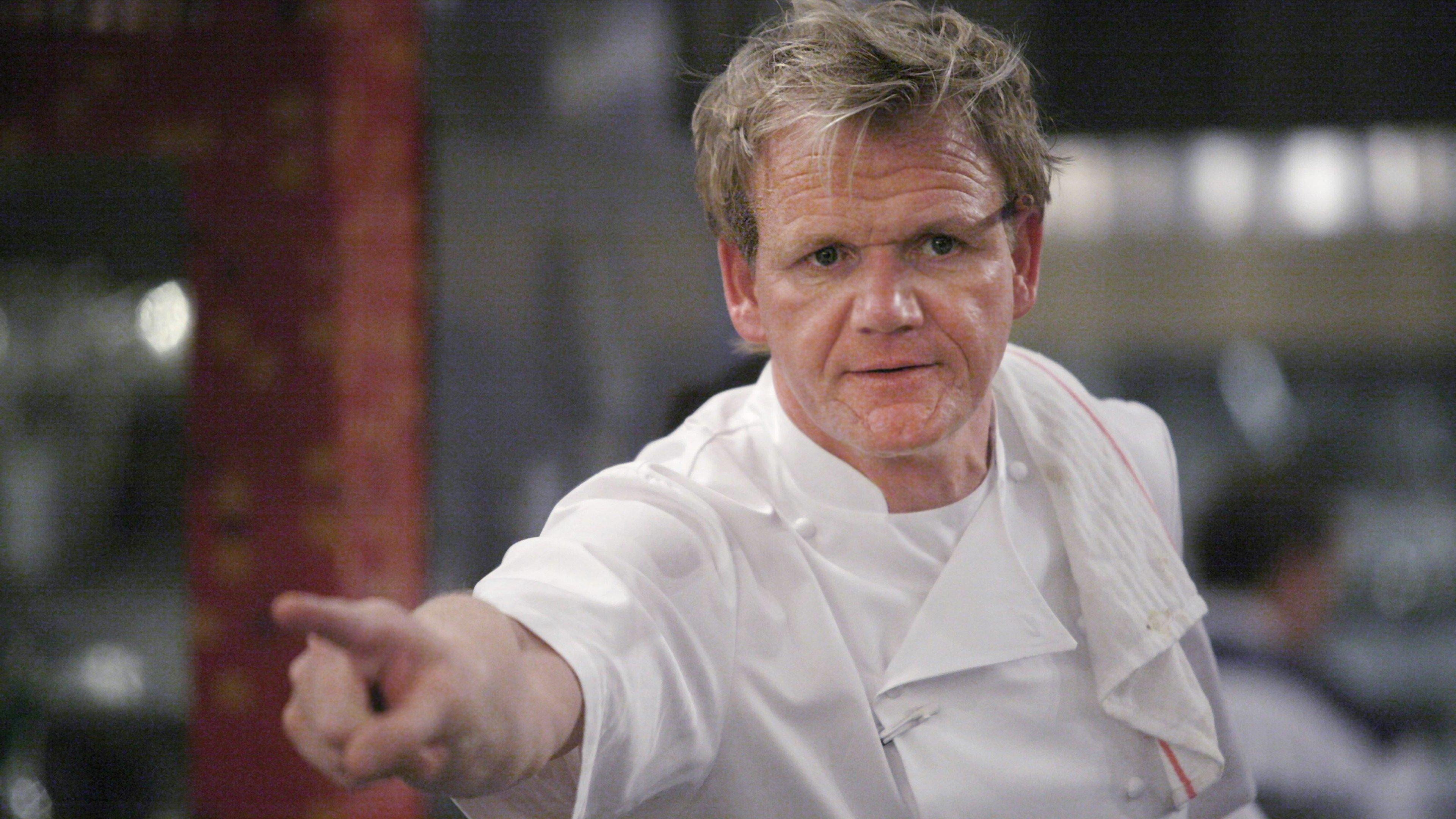 Hell's Kitchen: 11 Chefs Compete