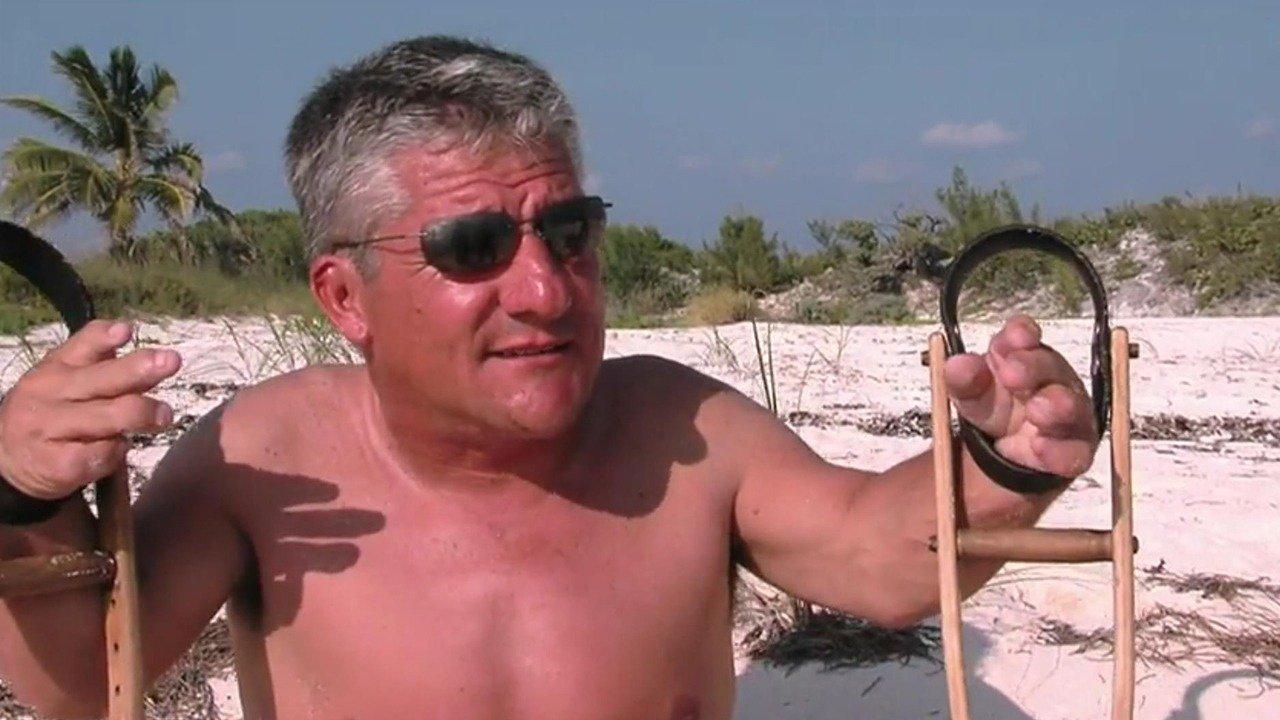 Little People, Big World: Roloffs on the Beach