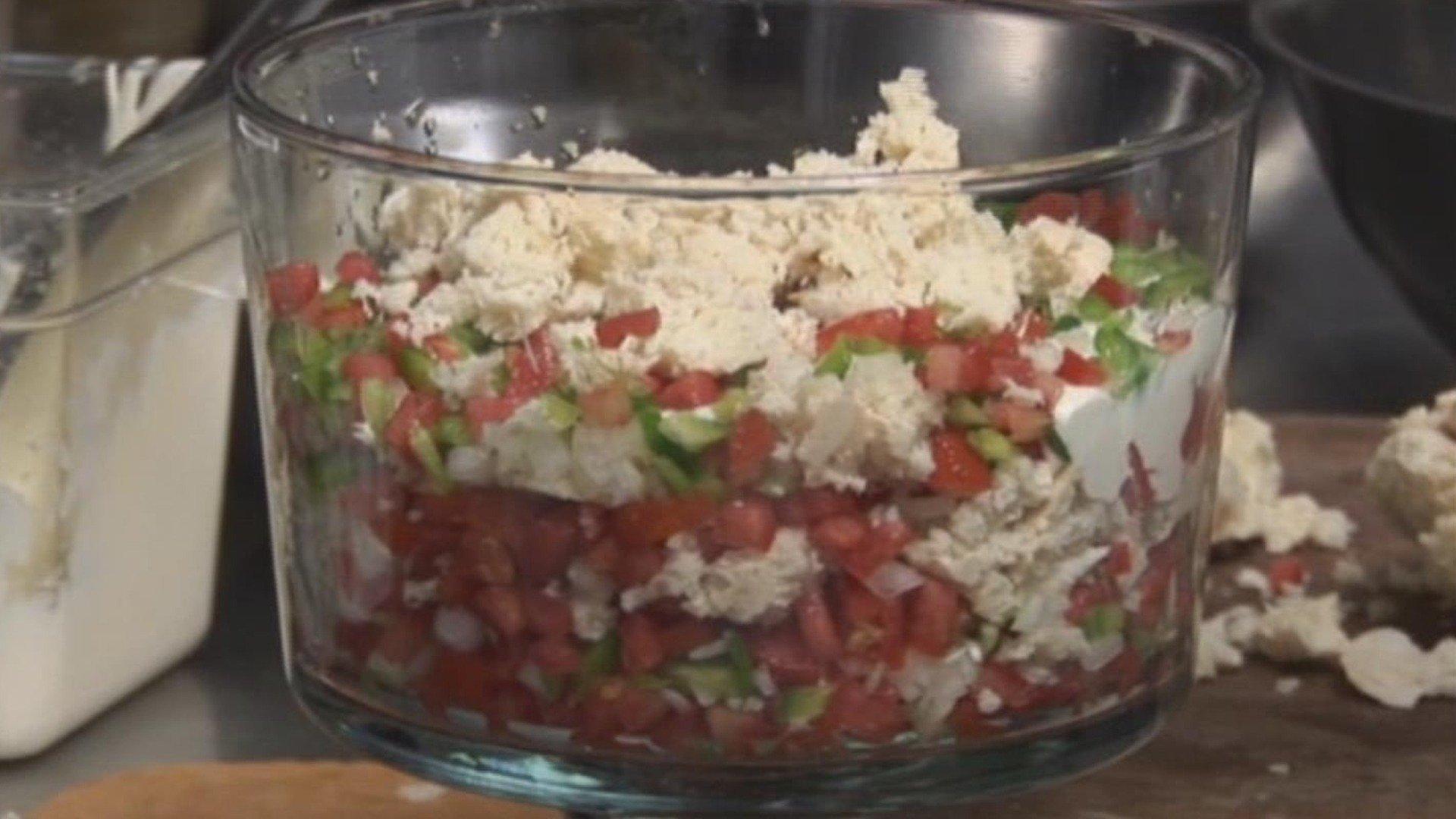 Bizarre Foods With Andrew Zimmern: Gulf Coast