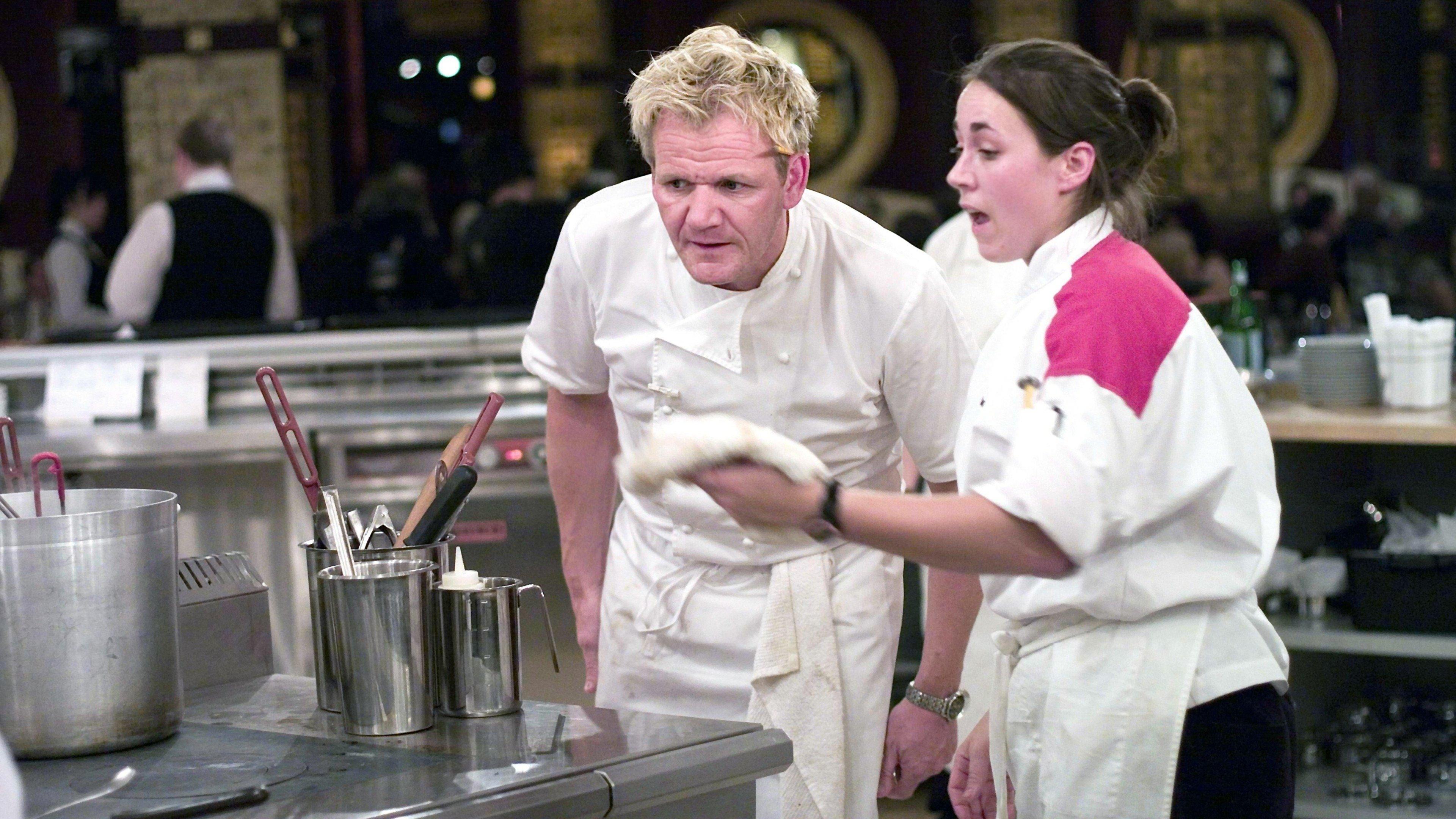 Hell's Kitchen: 8 Chefs Compete