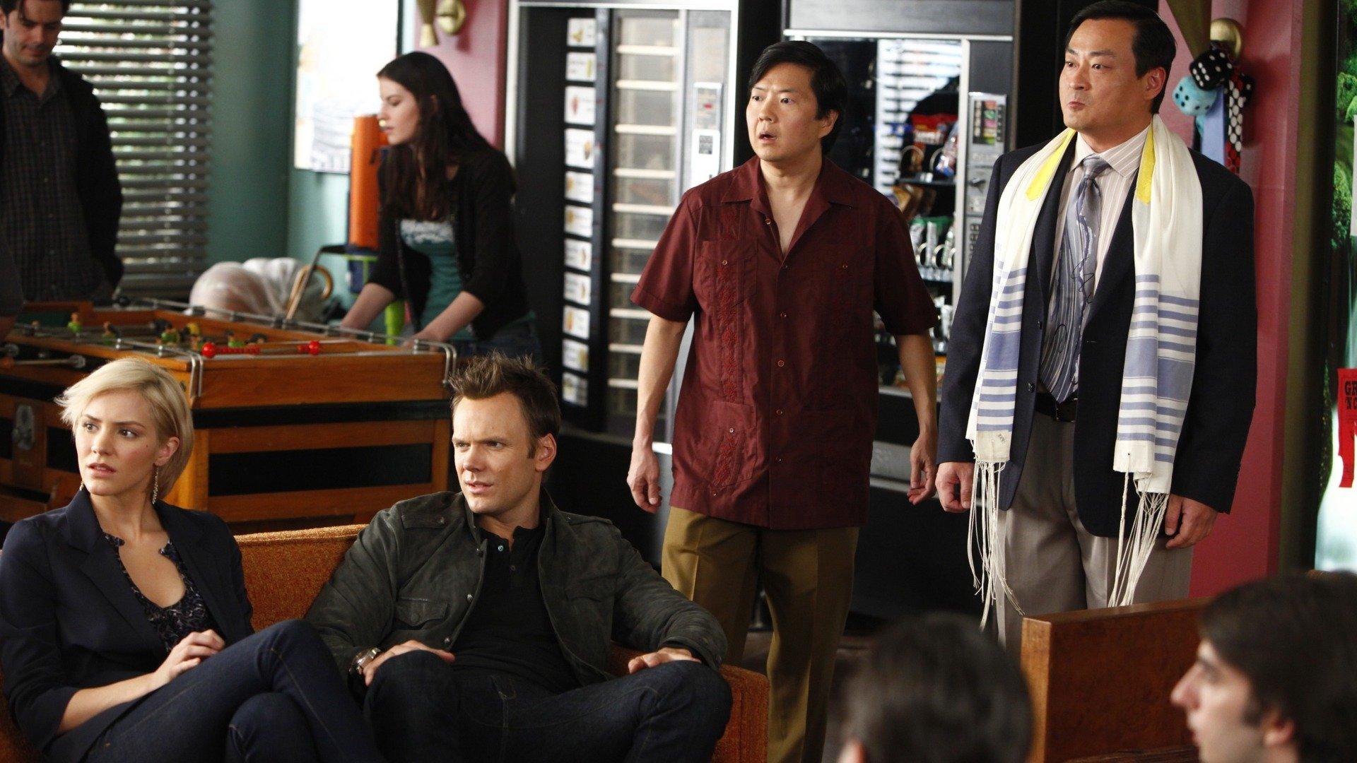 Watch Community TV Show Episodes | Stream on Philo