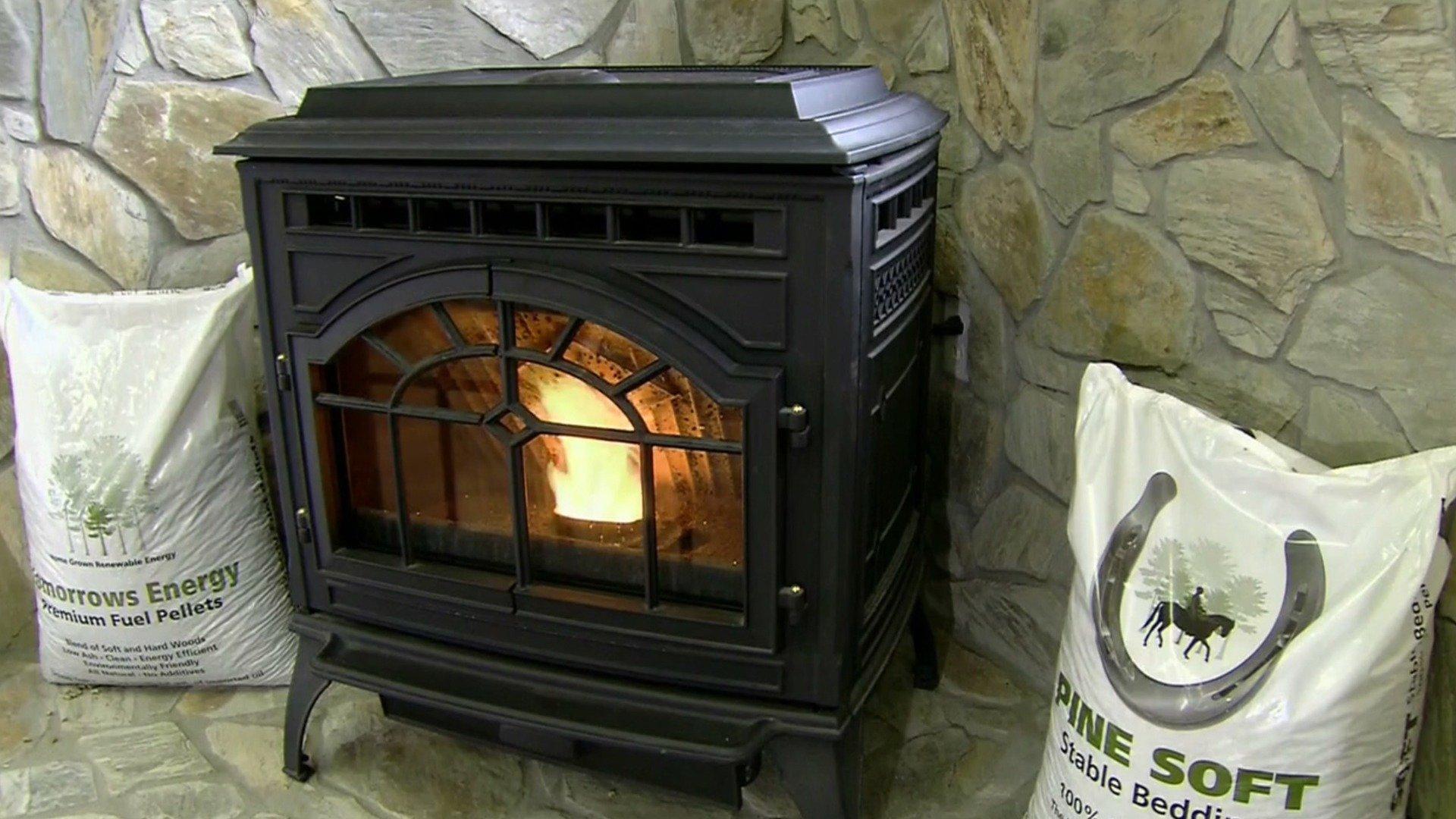 Watch How It's Made: S17E6 - Rolled Wafers; Wood Pellets; Class Rings ...