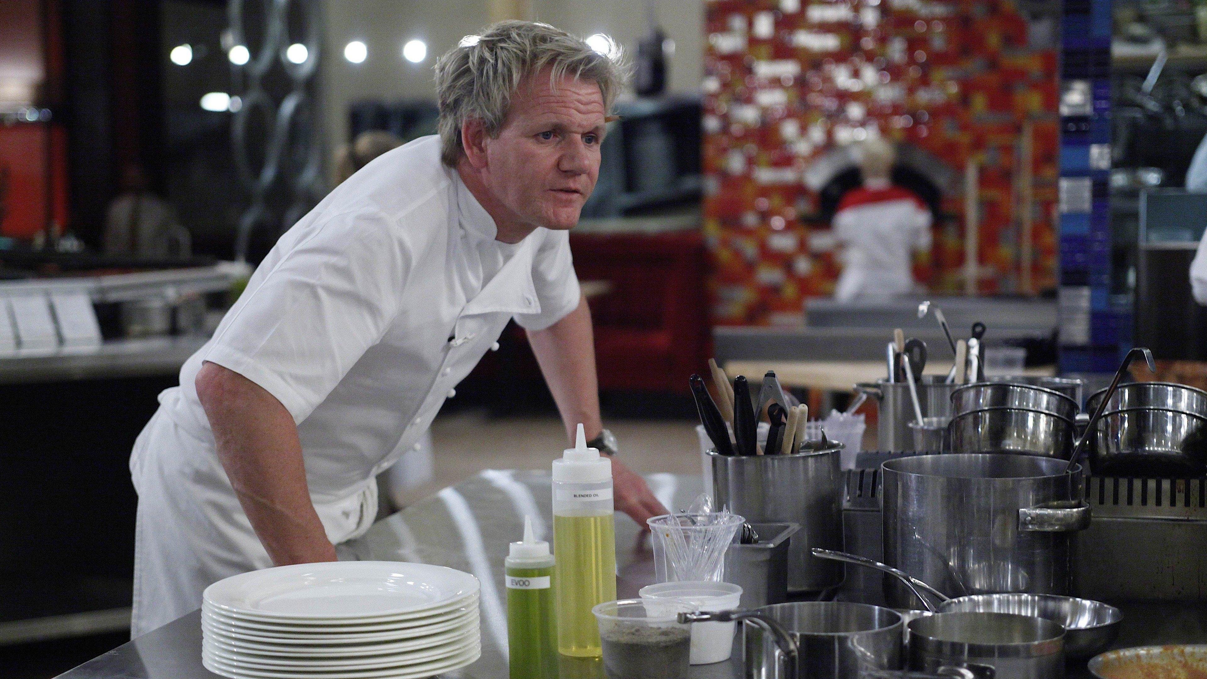 Hell's Kitchen: 18 Chefs Compete