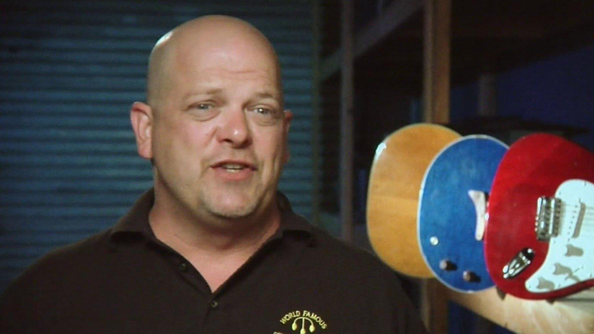 Watch Pawn Stars: S4E29 - The King's Bling on Philo (Free Trial)