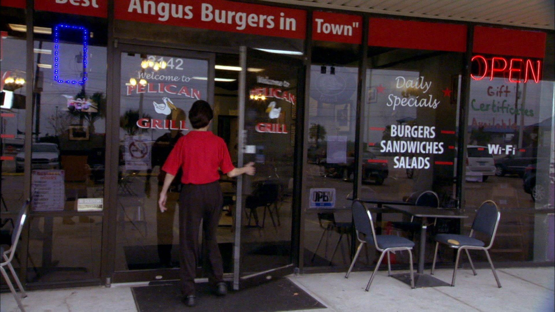 Restaurant: Impossible: Pelican Grill