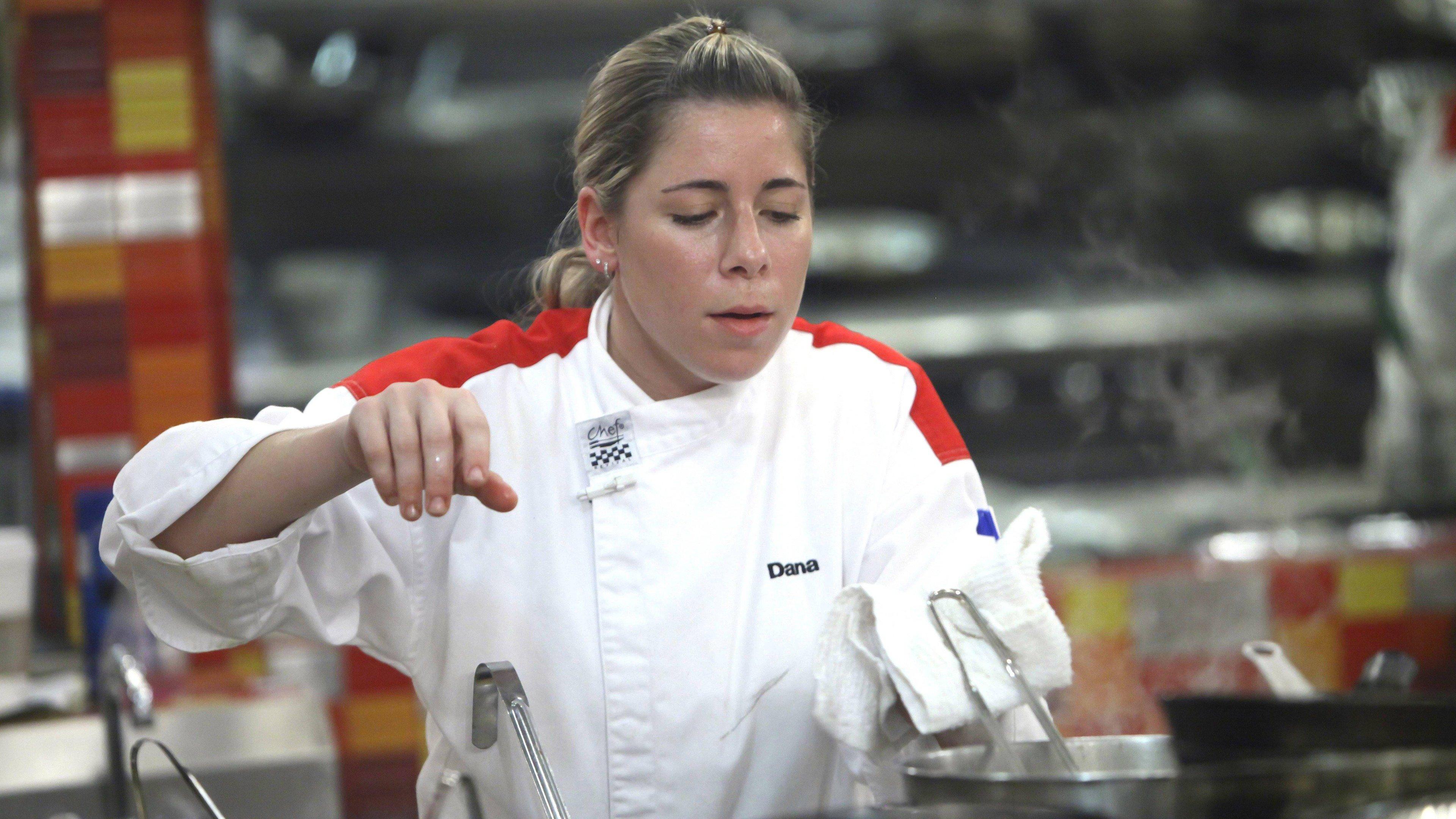 Hell's Kitchen: 9 Chefs Compete