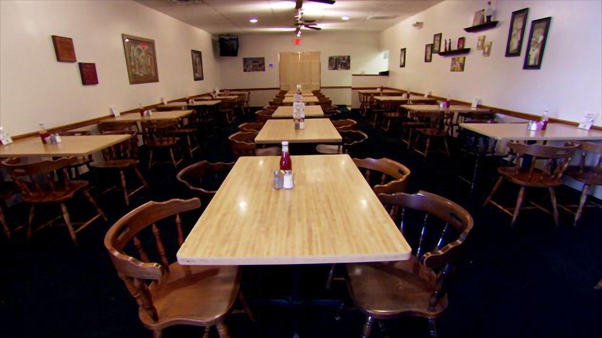 Restaurant: Impossible: Barely Edible