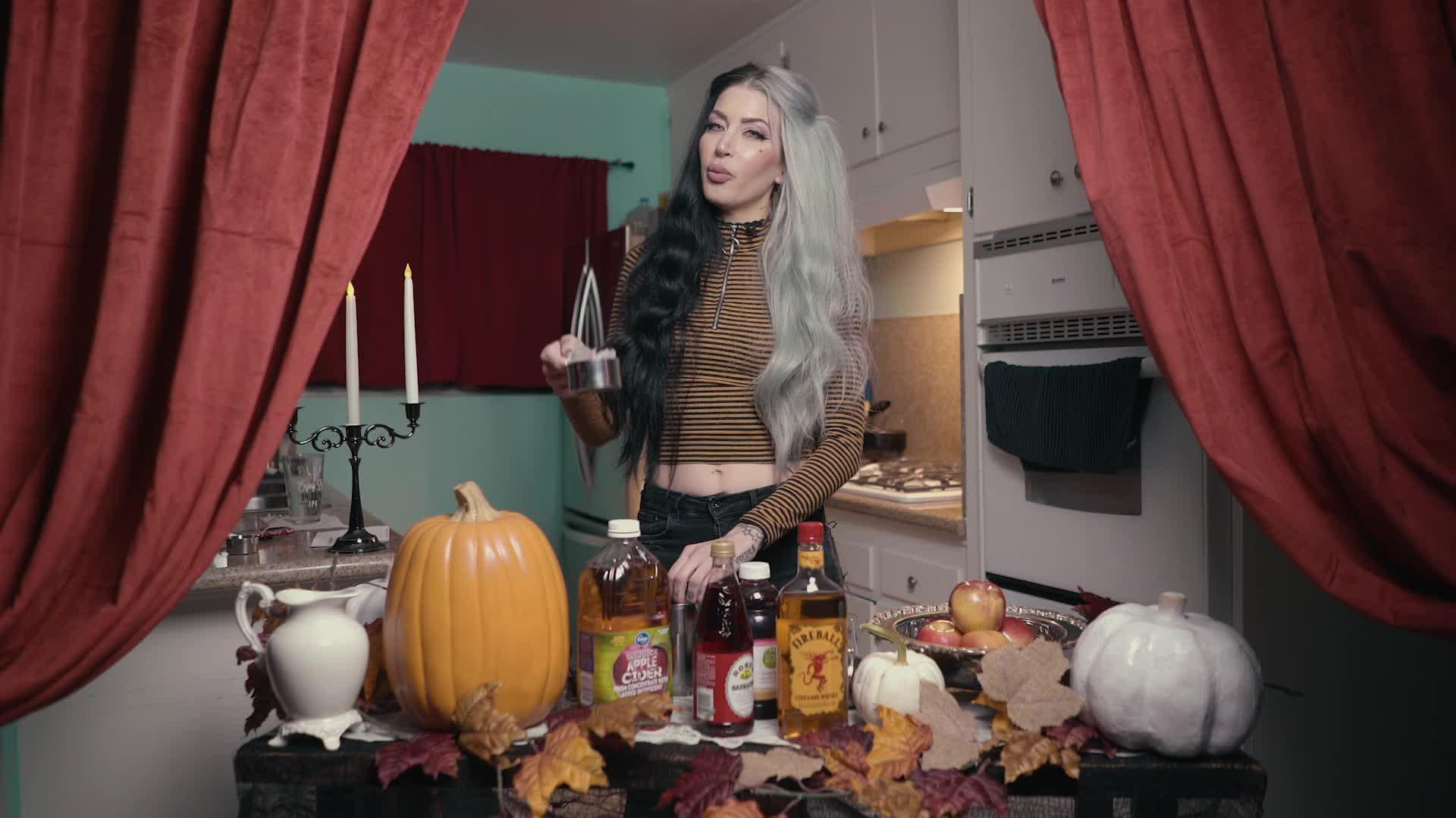 Hello Horror: Don't Get Out of the Car